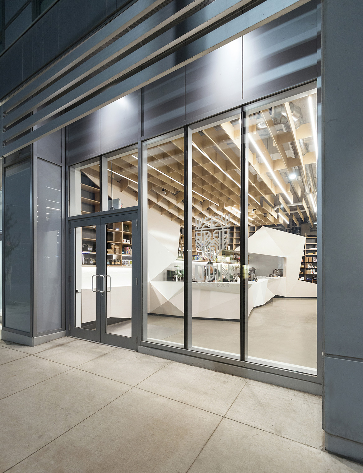 Gallery of ODIN Bar & Café / Phaedrus Studio - 5
