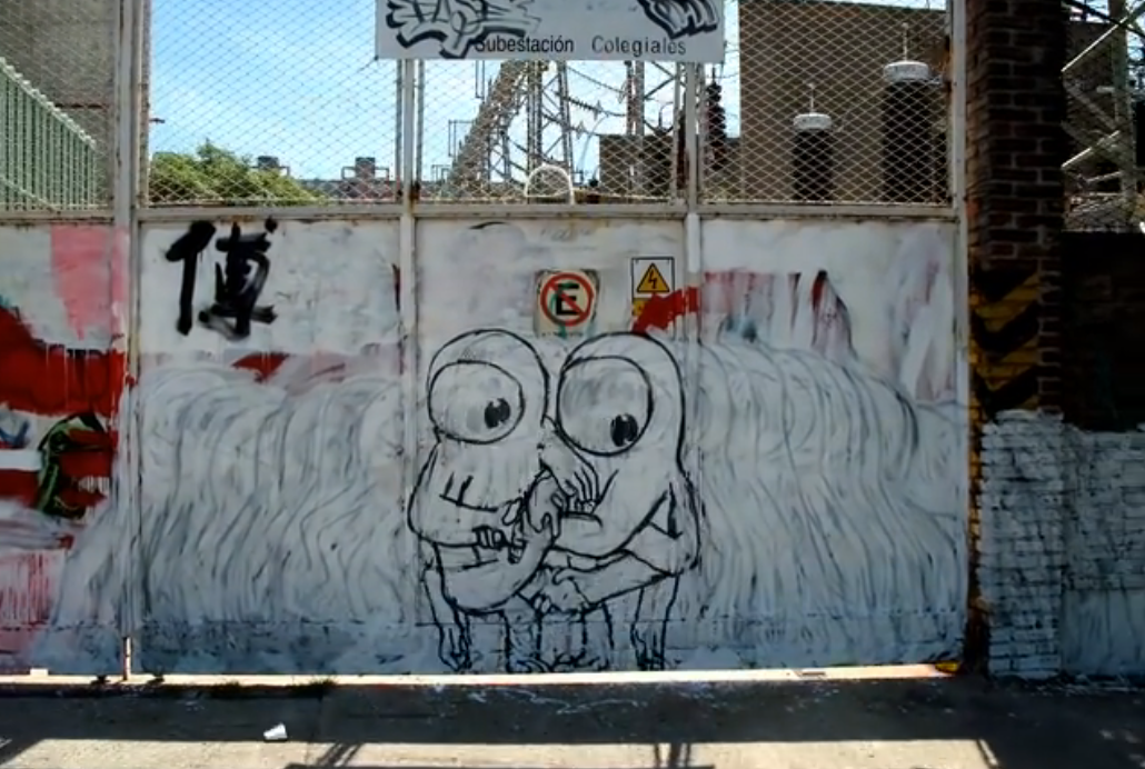 Video: Los graffitis del italiano Blu que cobran vida en los muros ...