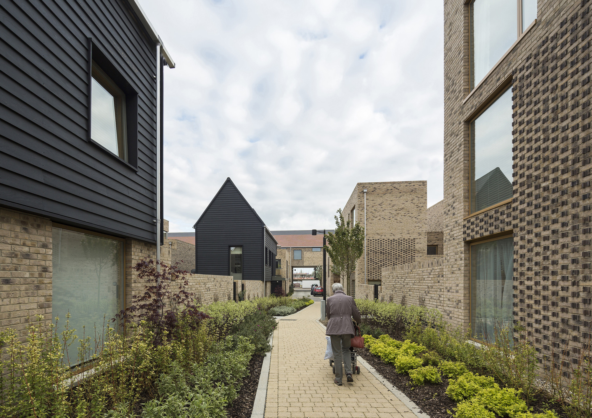 Gallery of Abode at Great Kneighton / Proctor and Matthews Architects - 3