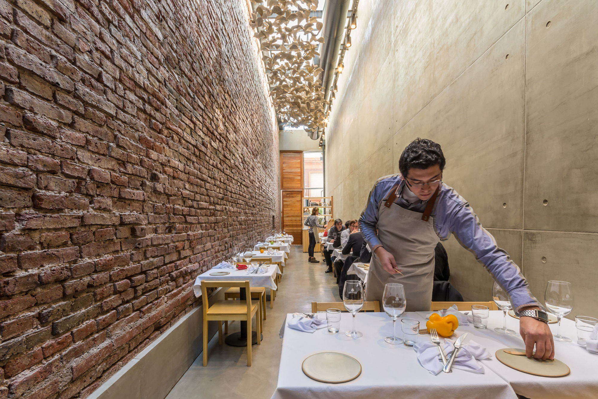 Gallery of El Papagayo Restaurant / Ernesto Bedmar - 20