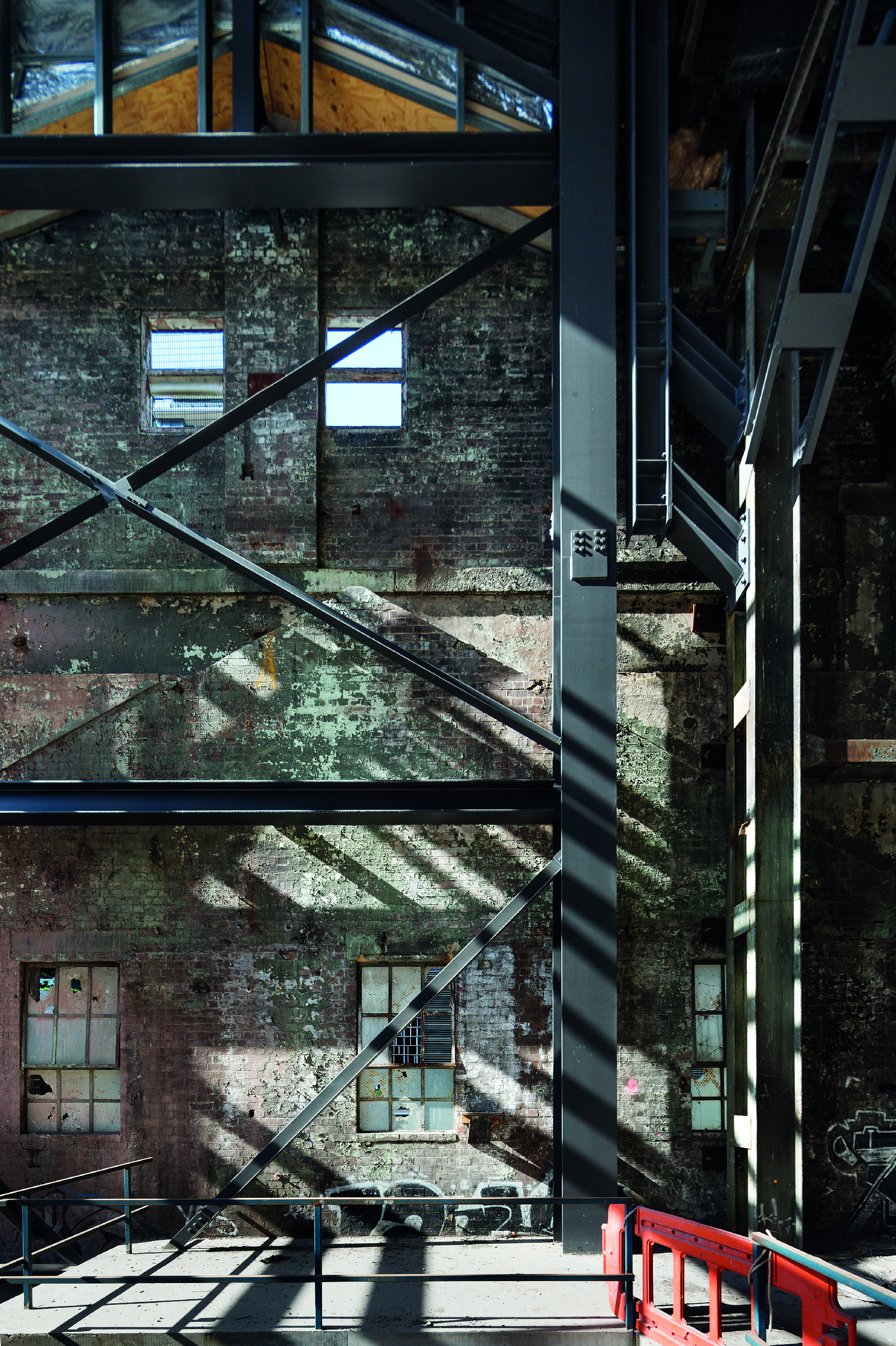 Gallery of The Brewery Yard / TZANNES - 13