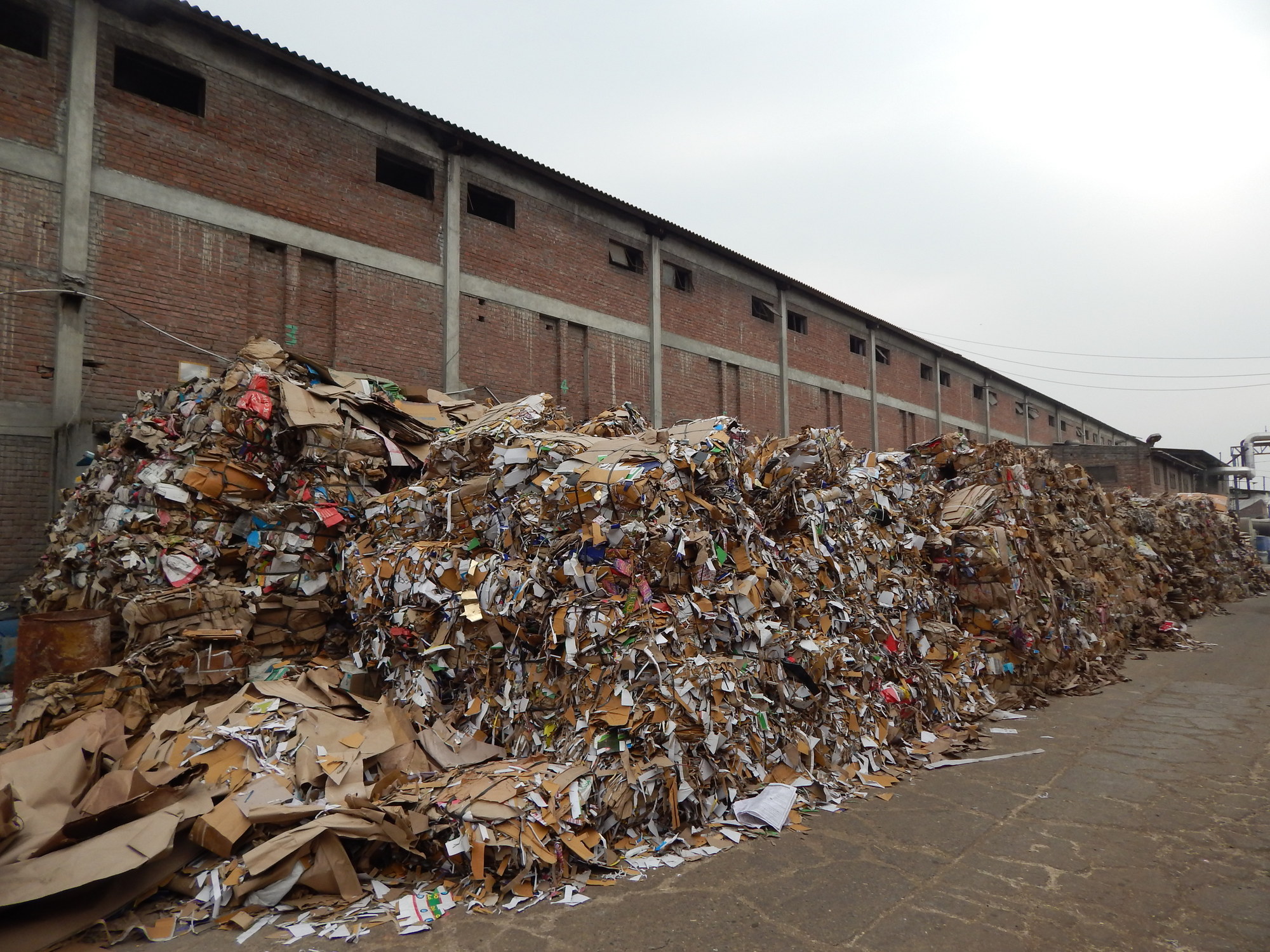 Gallery of This New Brick by MIT-Researchers Uses Little Energy and ...