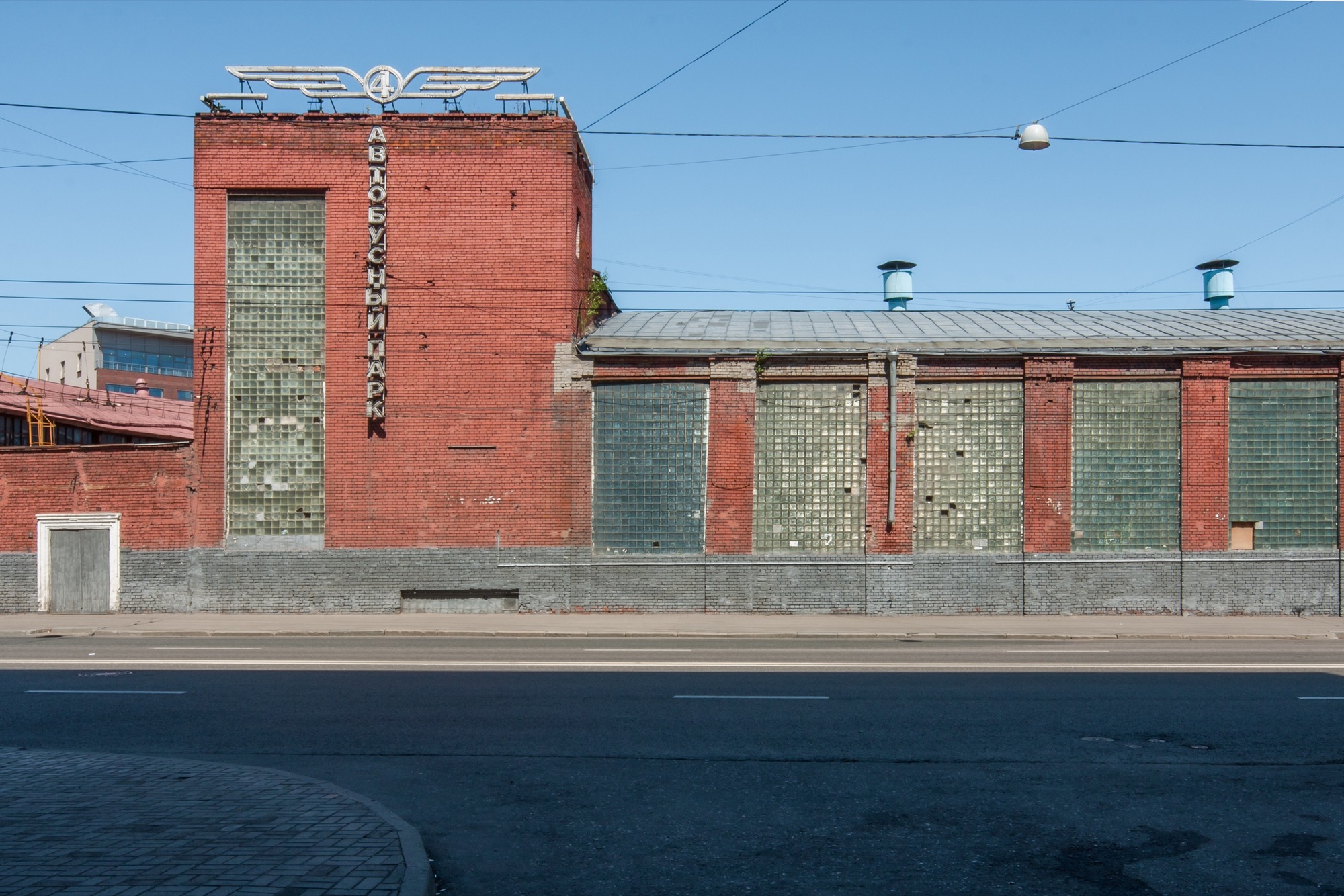 Galería de 12 proyectos emblemáticos del arquitecto ruso Konstantin ...