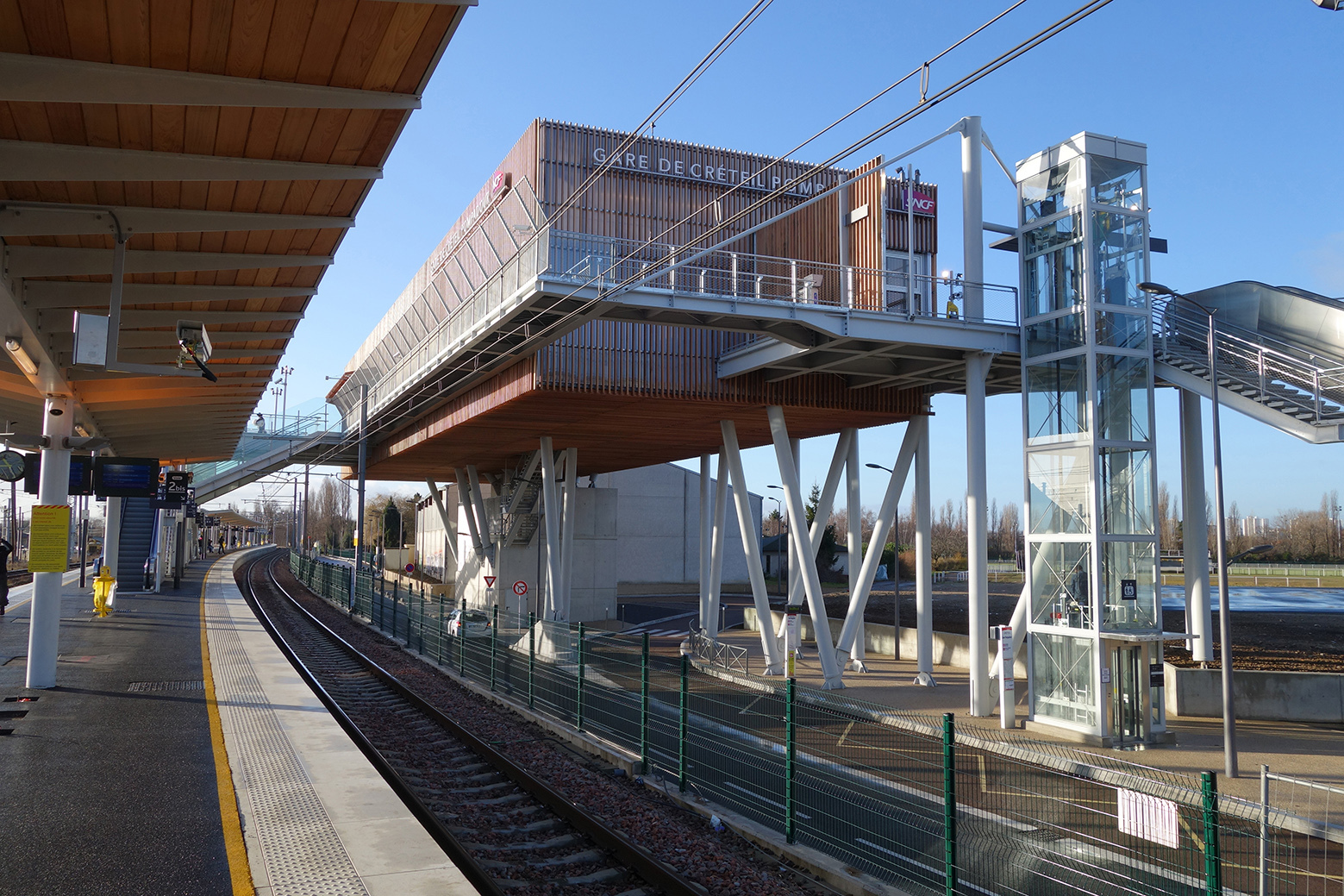Galería de Estación Suburbana Créteil-Pompadour / AREP - 4