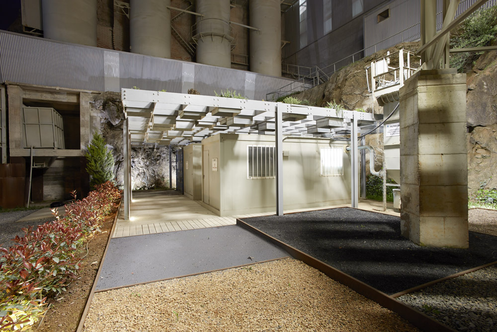 Gallery of Modular Units Create a Raised Garden Screen in this ...
