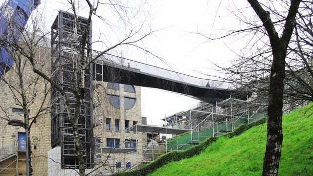 Gallery of Urban Elevator and Pedestrian Bridge / VAUMM - 15