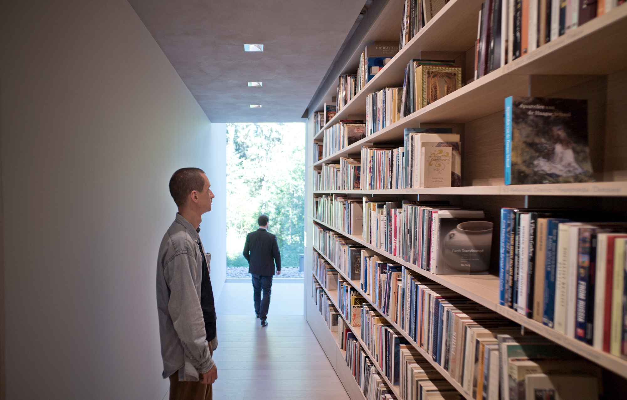 Gallery of Private Art Foundation / MEL | Architecture and Design - 16