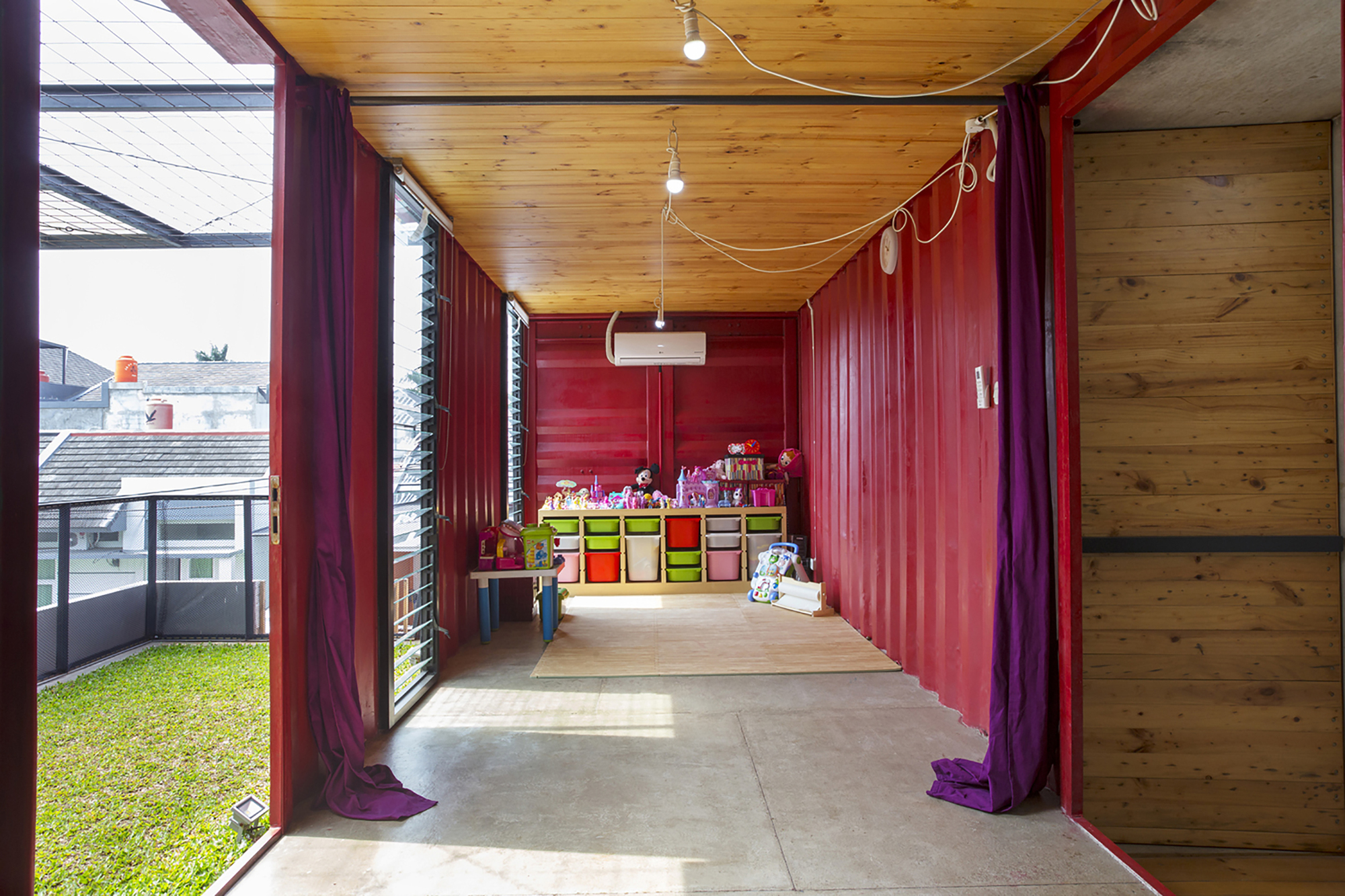 Gallery of Container for Urban Living / Atelier Riri - 7