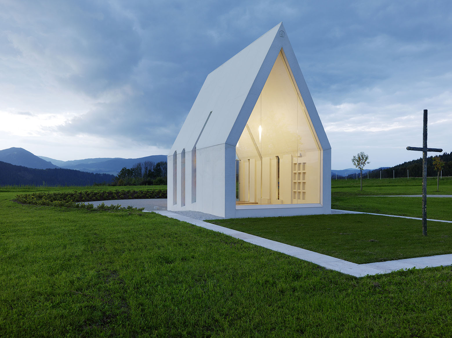 Galeria de Capela Maria Magdalena / Sacher.Locicero.Architectes - 7