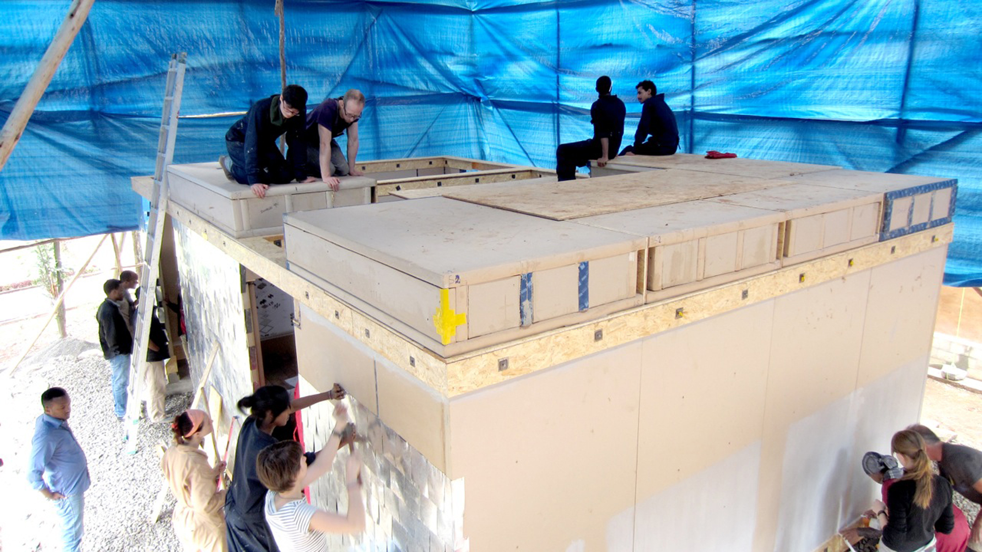 Gallery of 3 Experimental Homes Address Hyper-Urbanization in Africa - 15