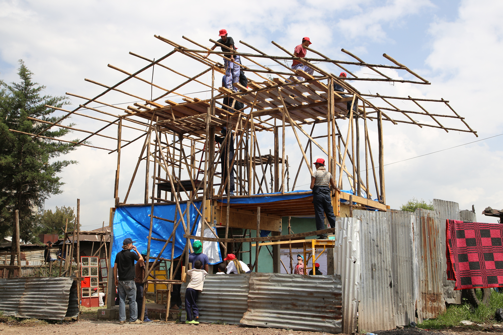 Gallery of 3 Experimental Homes Address Hyper-Urbanization in Africa - 25
