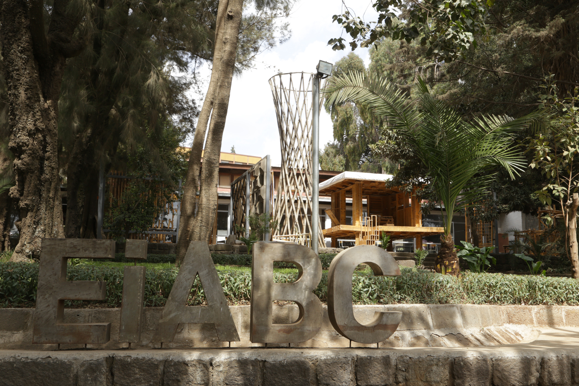 Gallery of 3 Experimental Homes Address Hyper-Urbanization in Africa - 43