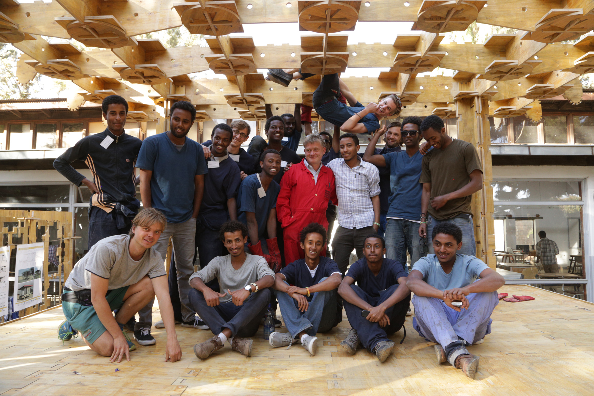 Gallery of 3 Experimental Homes Address Hyper-Urbanization in Africa - 39