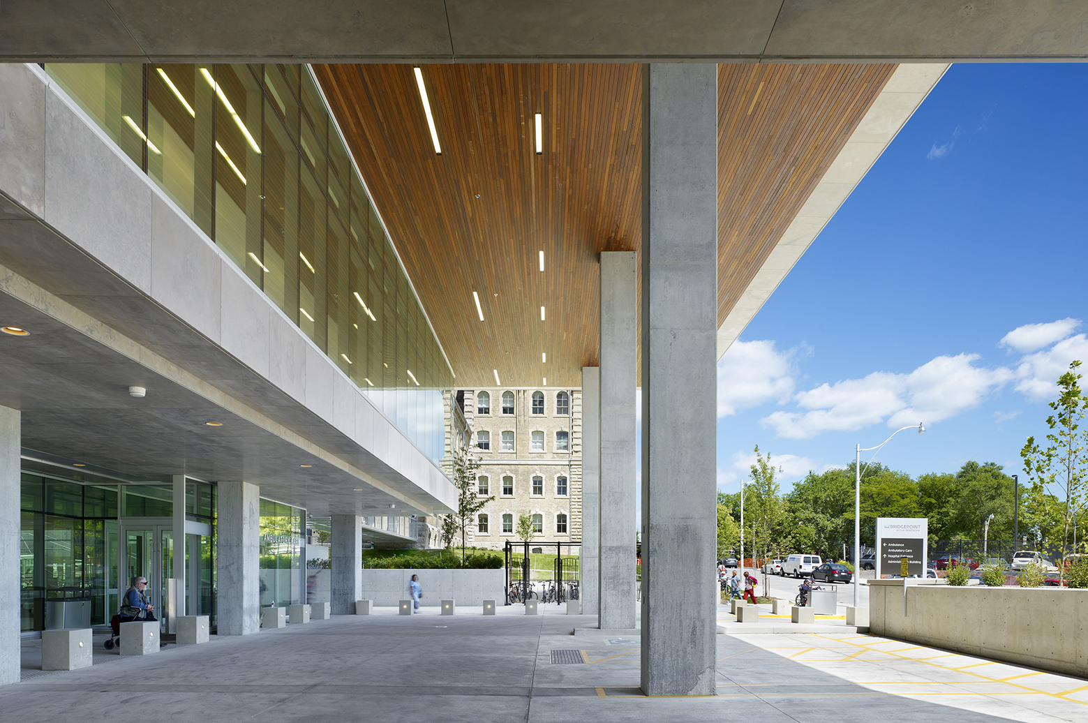 Gallery of Bridgepoint Active Healthcare / Stantec Architecture + KPMB ...