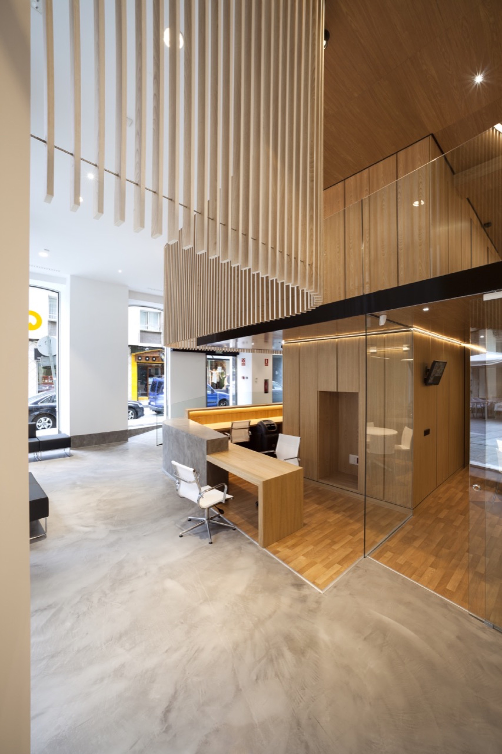 Gallery of Bank Office / Rubio Bilbao Arquitectos - 8