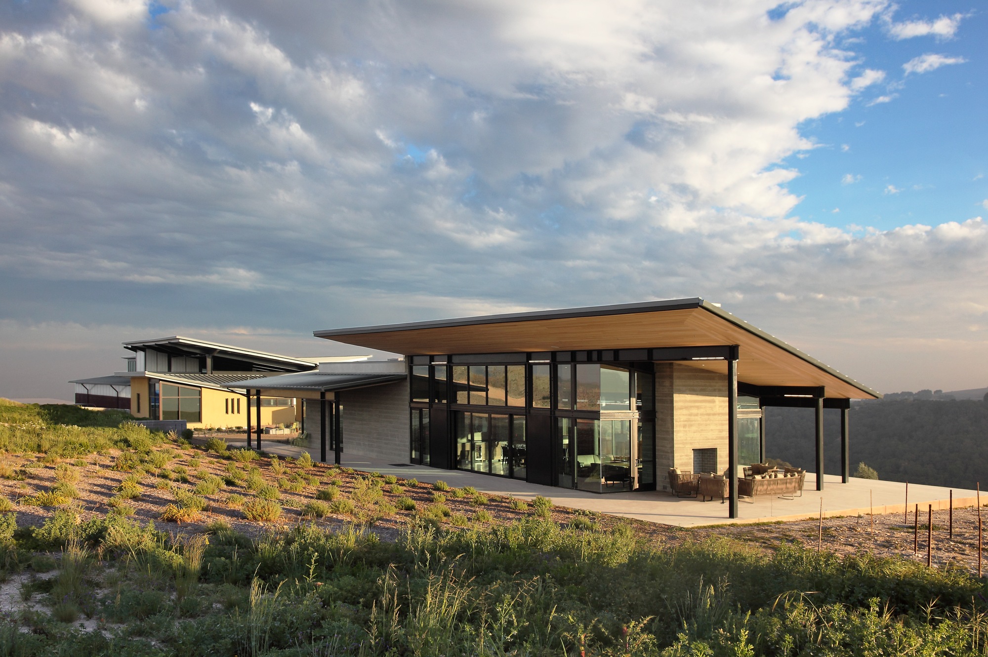 Galeria de Adega Law / BAR Architects - 17