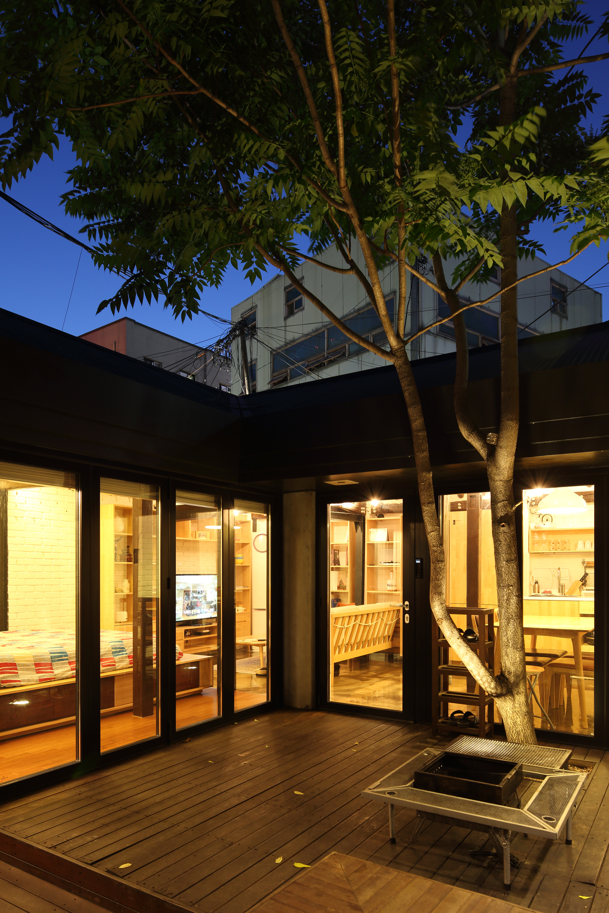 Gallery of Creative House / Z_Lab - 11