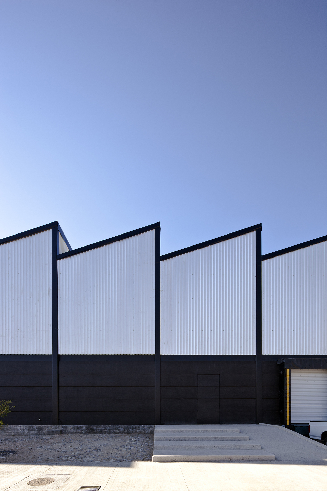 Gallery of Levering Trade / ATELIER ARS - 4