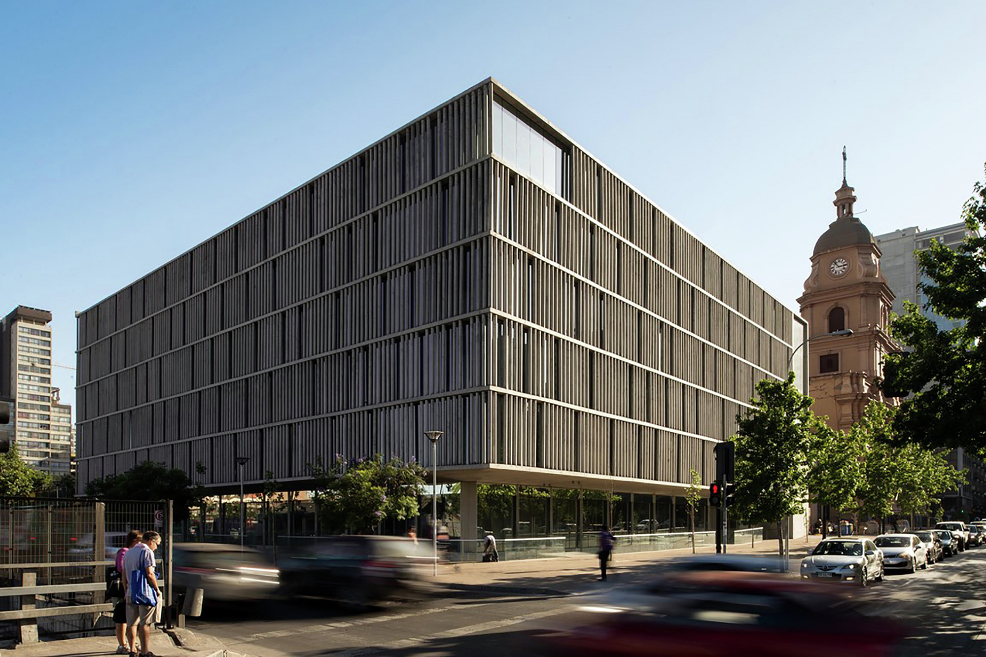 Gallery of Ministry of Social Development Headquarters / Undurraga ...