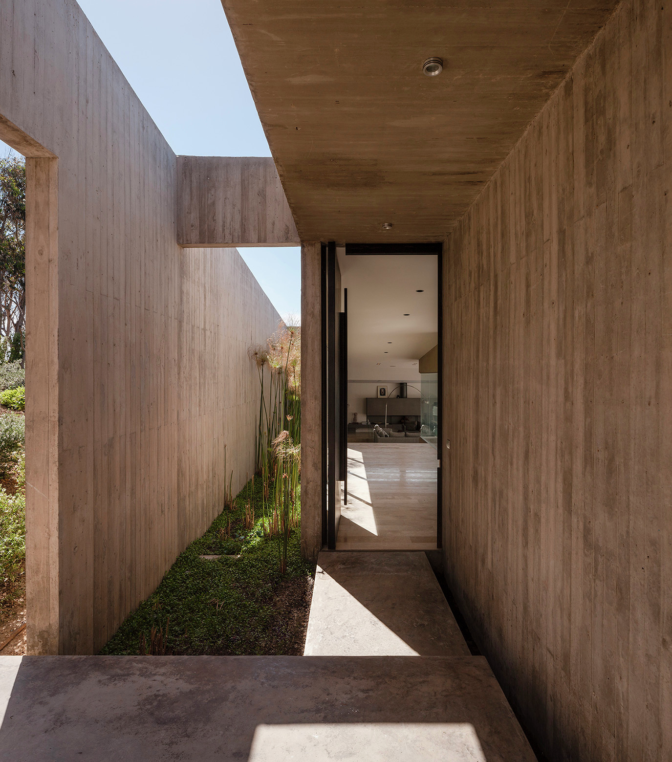 Gallery of Bahia Azul House / Felipe Assadi + Francisca Pulido - 18