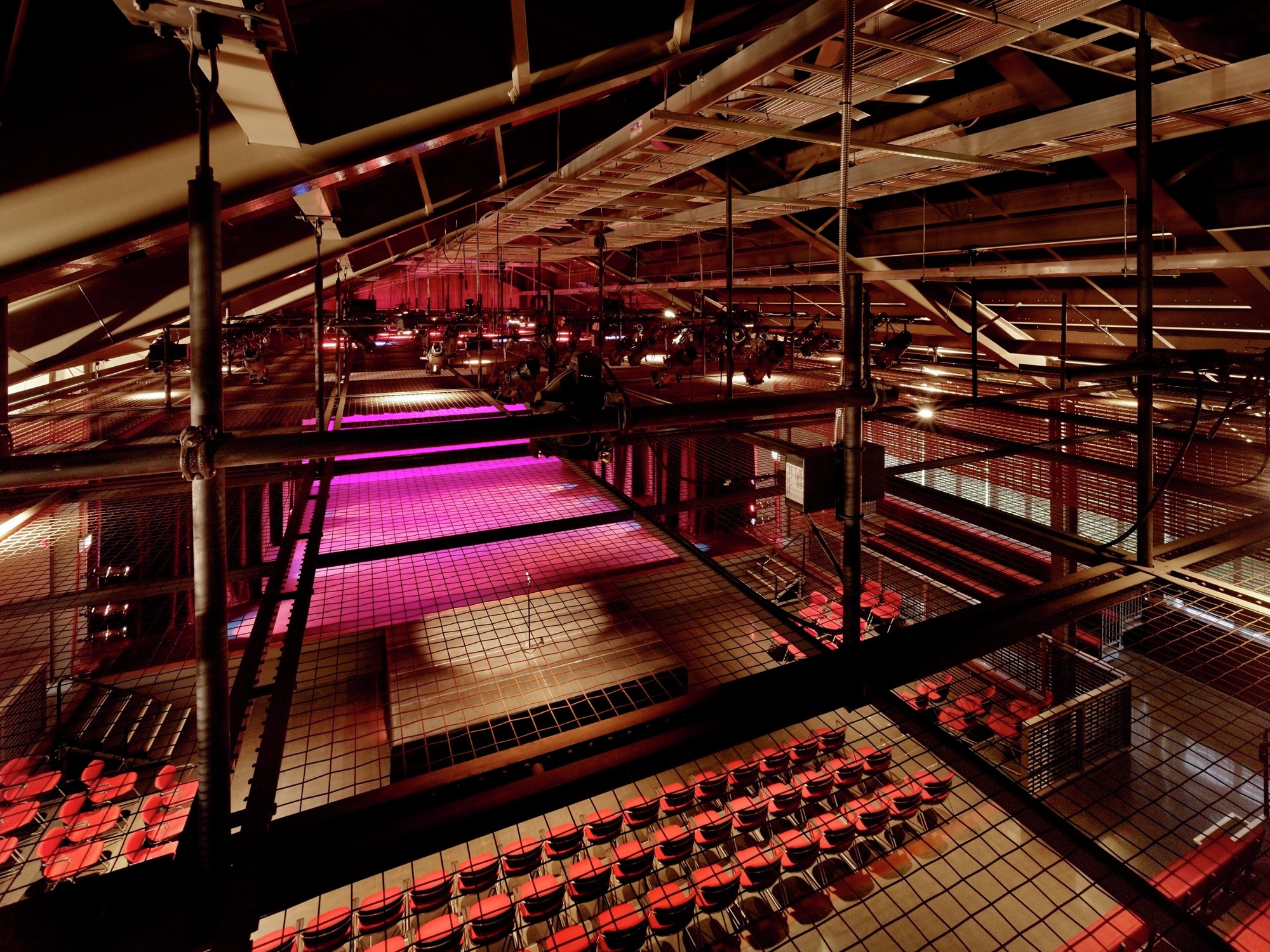 Gallery of Seabury Hall Creative Arts Center / Flansburgh Architects - 8