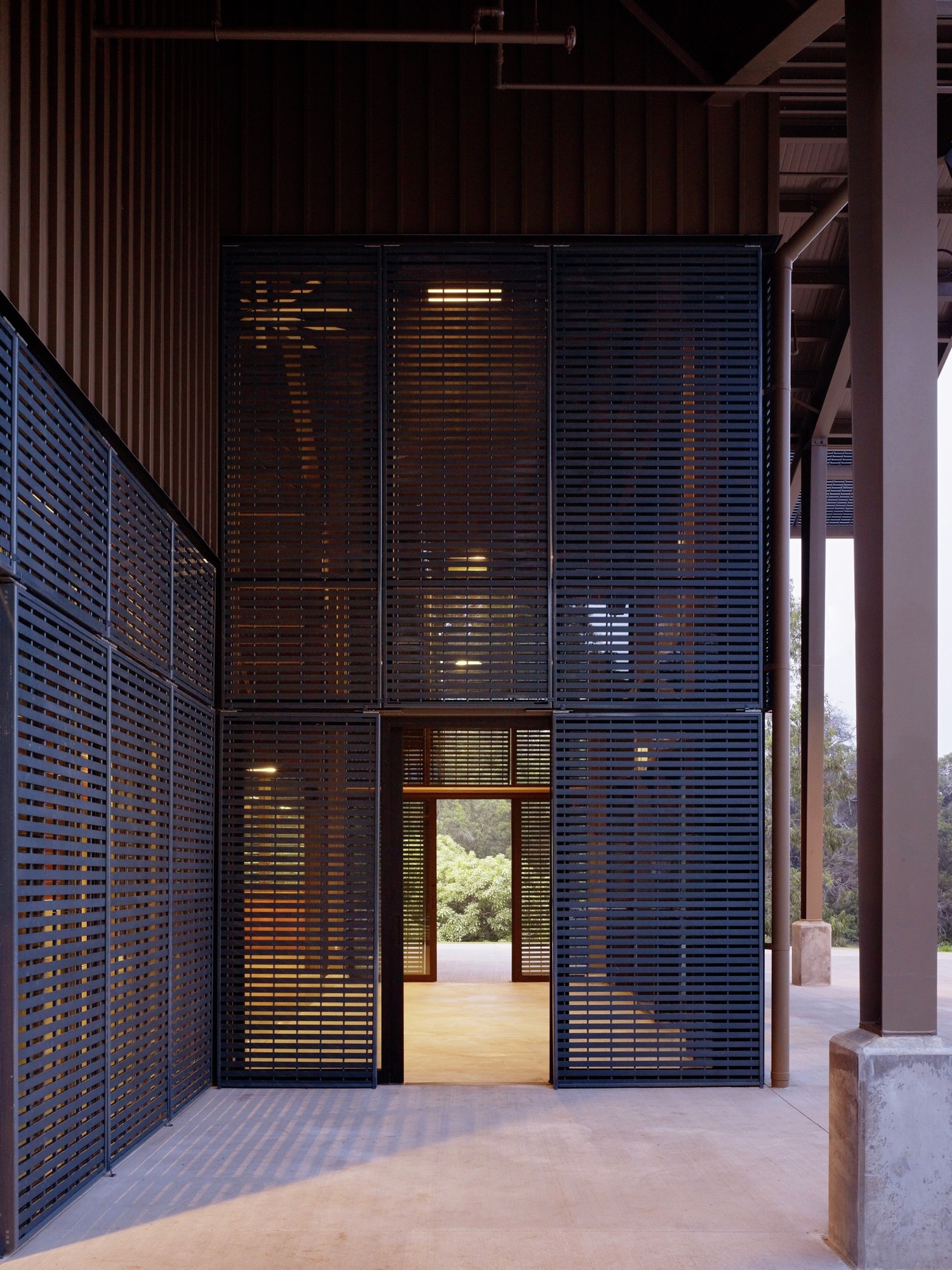 Gallery of Seabury Hall Creative Arts Center / Flansburgh Architects - 18