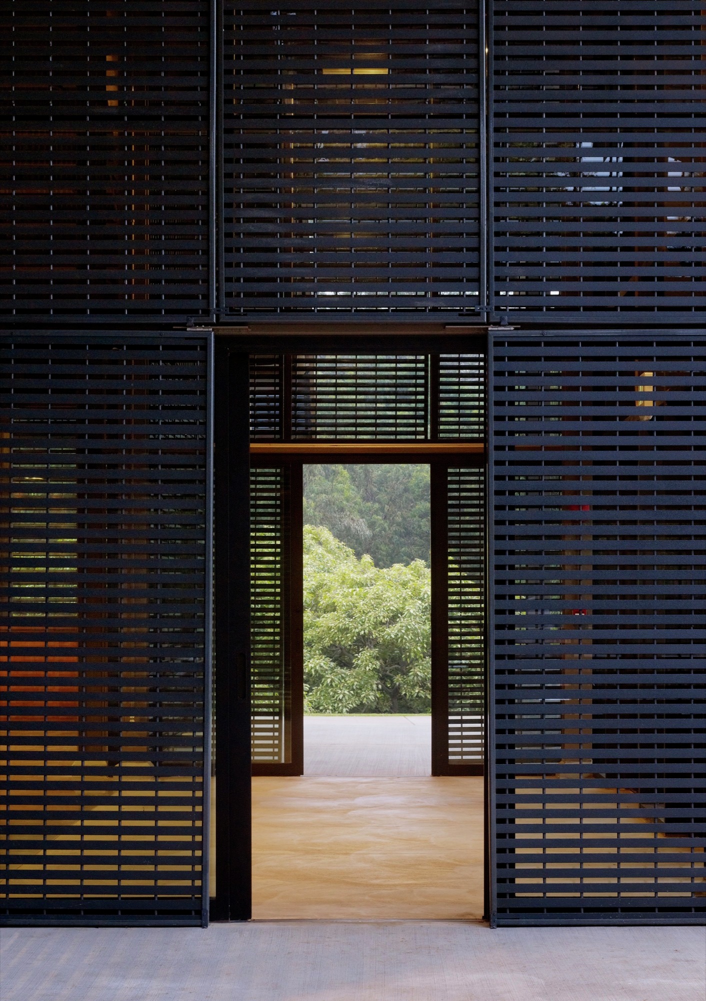 Gallery of Seabury Hall Creative Arts Center / Flansburgh Architects - 5