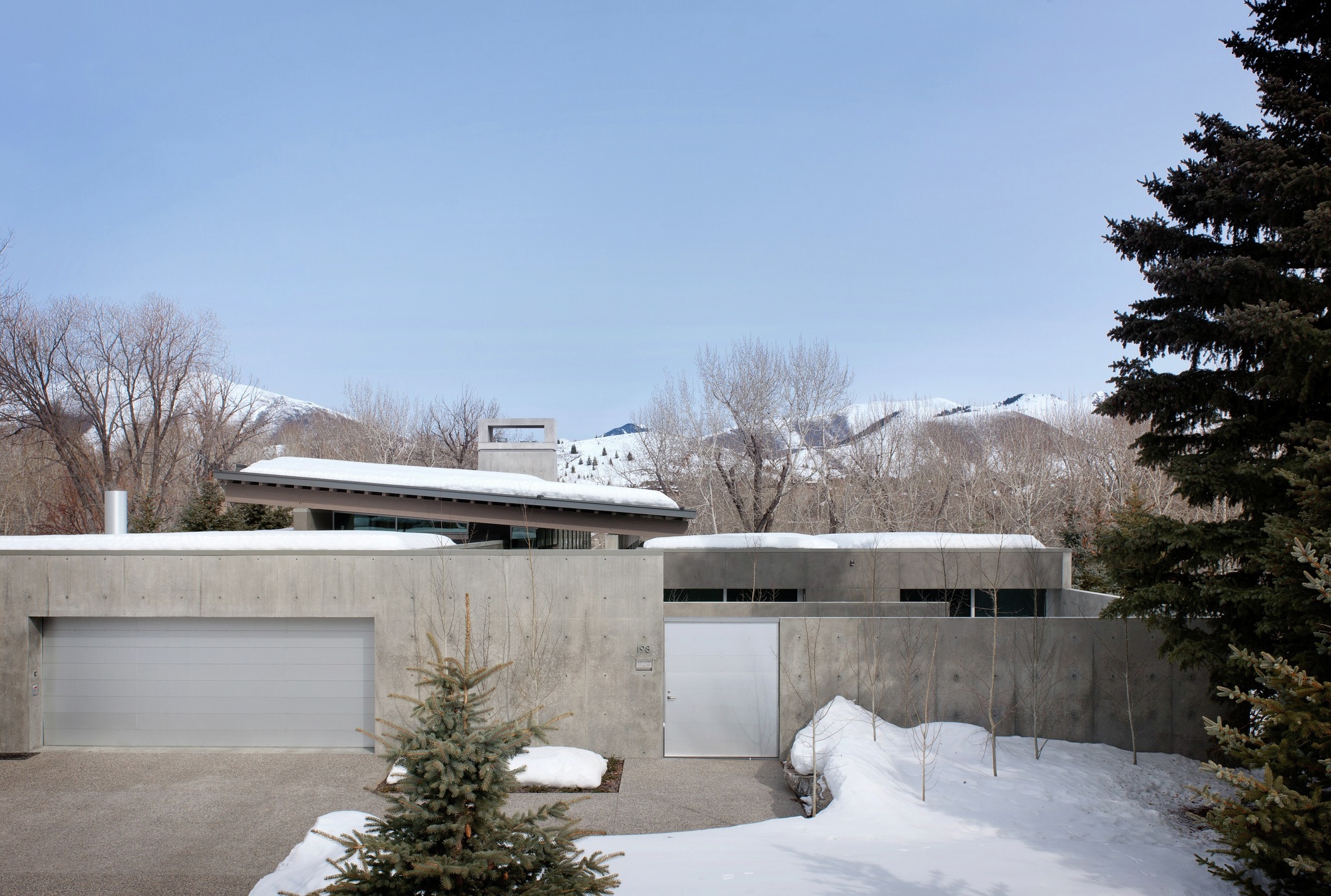 Gallery of River House / Suyama Peterson Deguchi - 9