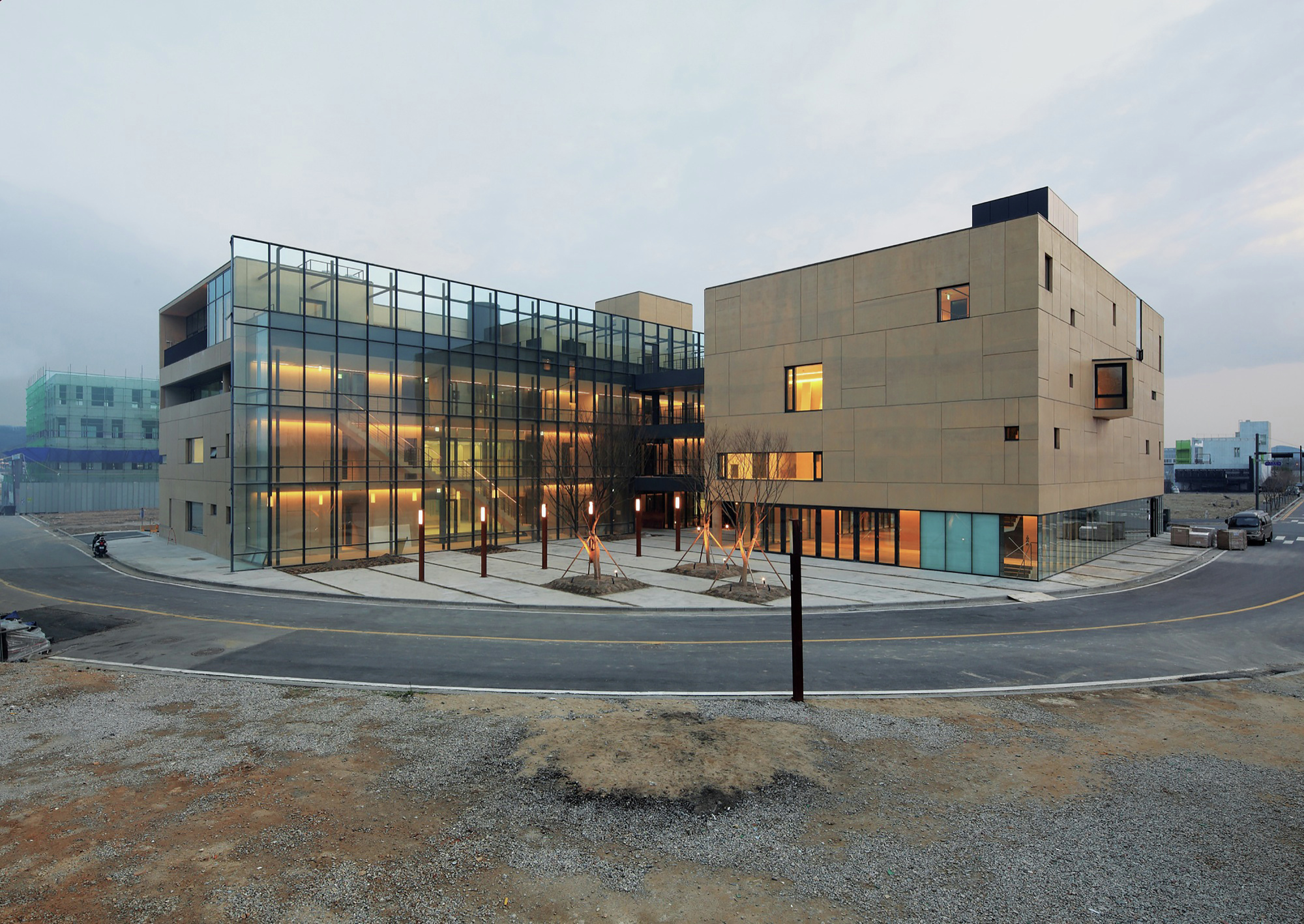 Gallery of Myung Films Paju Building / IROJE Architects & Planners - 11