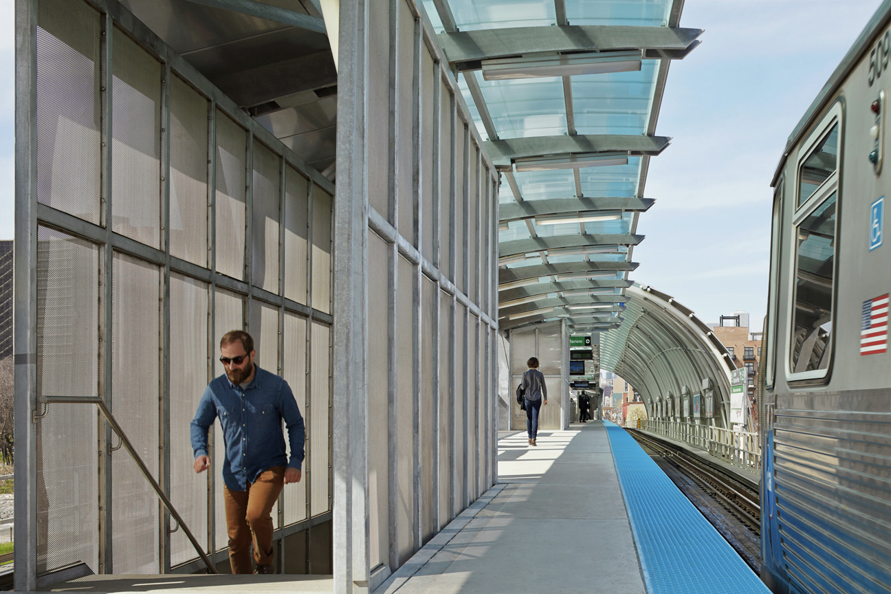 Gallery of Cermak McCormick Place Station / Ross Barney Architects - 3