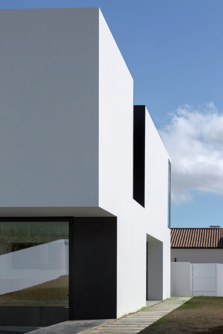 Gallery of 2M House / Salworks - 19