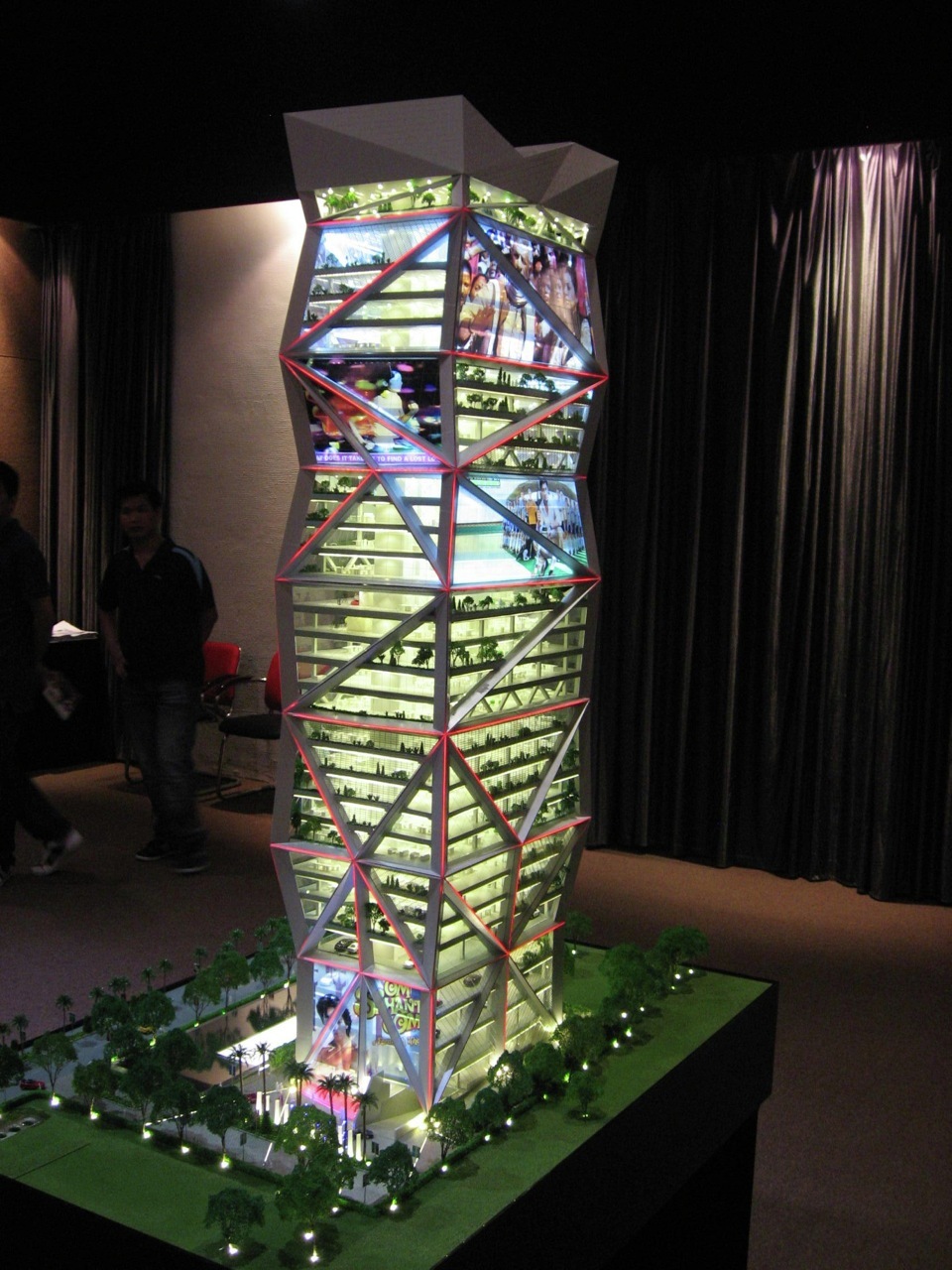 Gallery of Parinee I / James Law Cybertecture International - 26