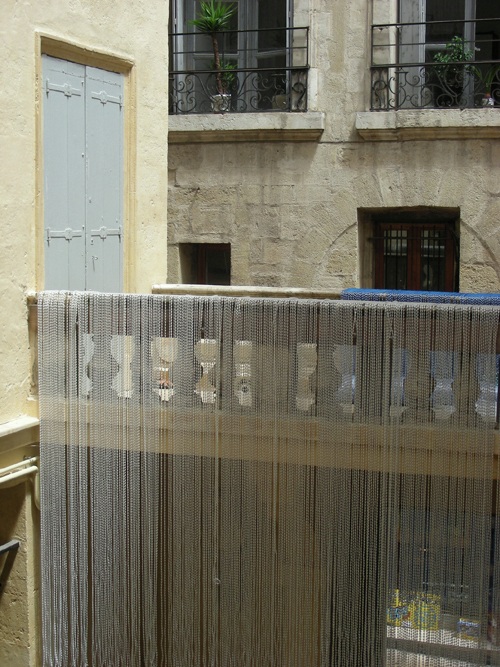 Gallery of Flying Walls / ateliermob - 3