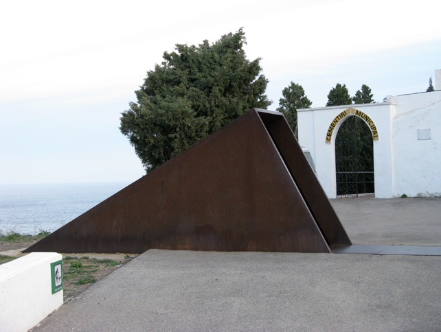 Gallery of The Indicator: Book Review: Walter Benjamin and Architecture - 3