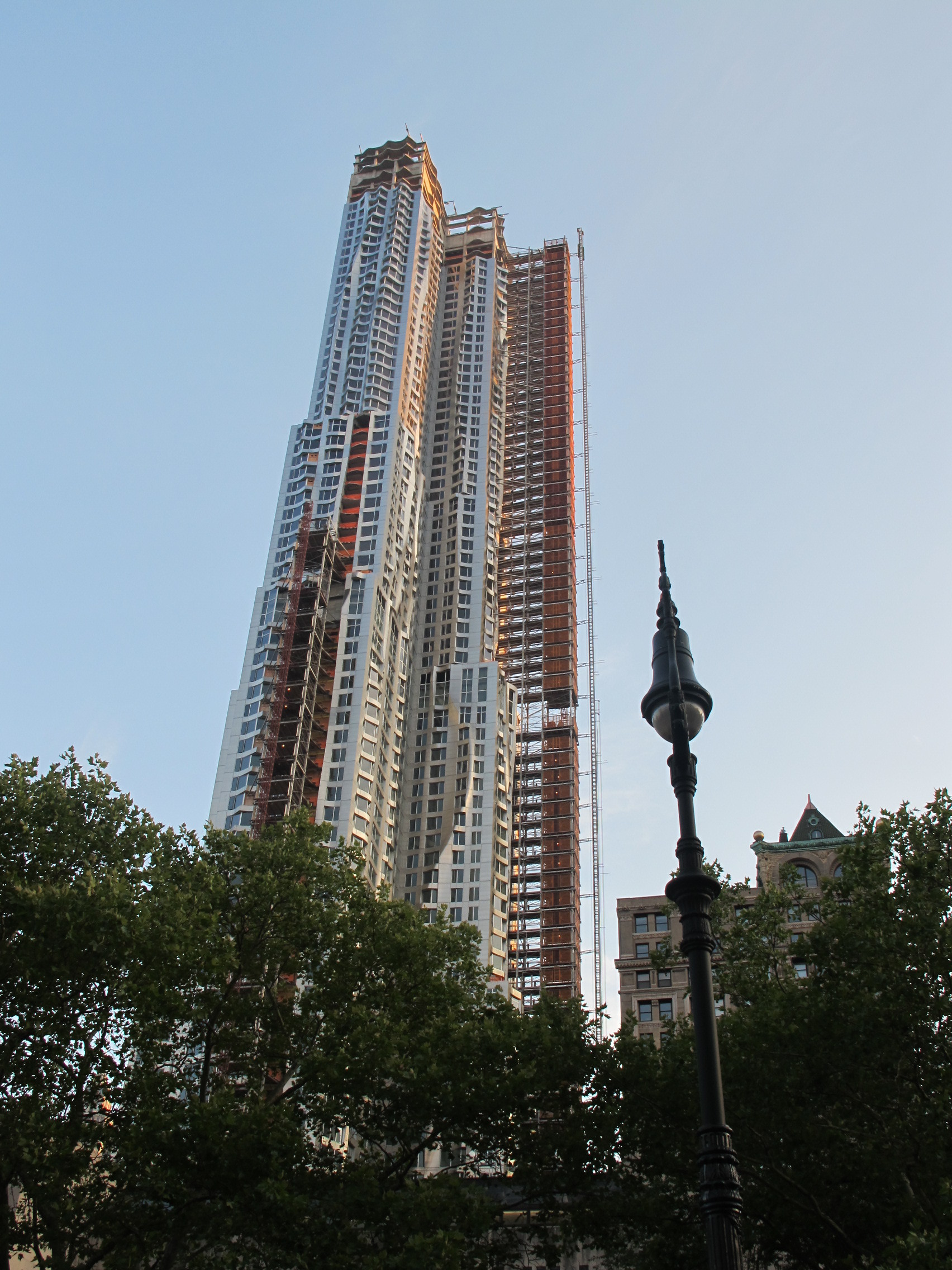 Gallery of In Progress: Beekman Tower / Frank Gehry - 10