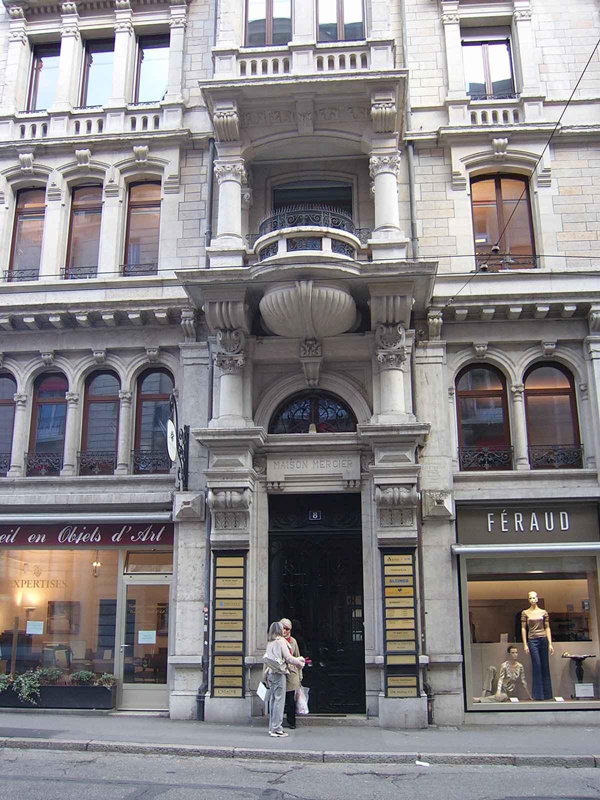 Gallery of Mercier House, Lausanne - 8