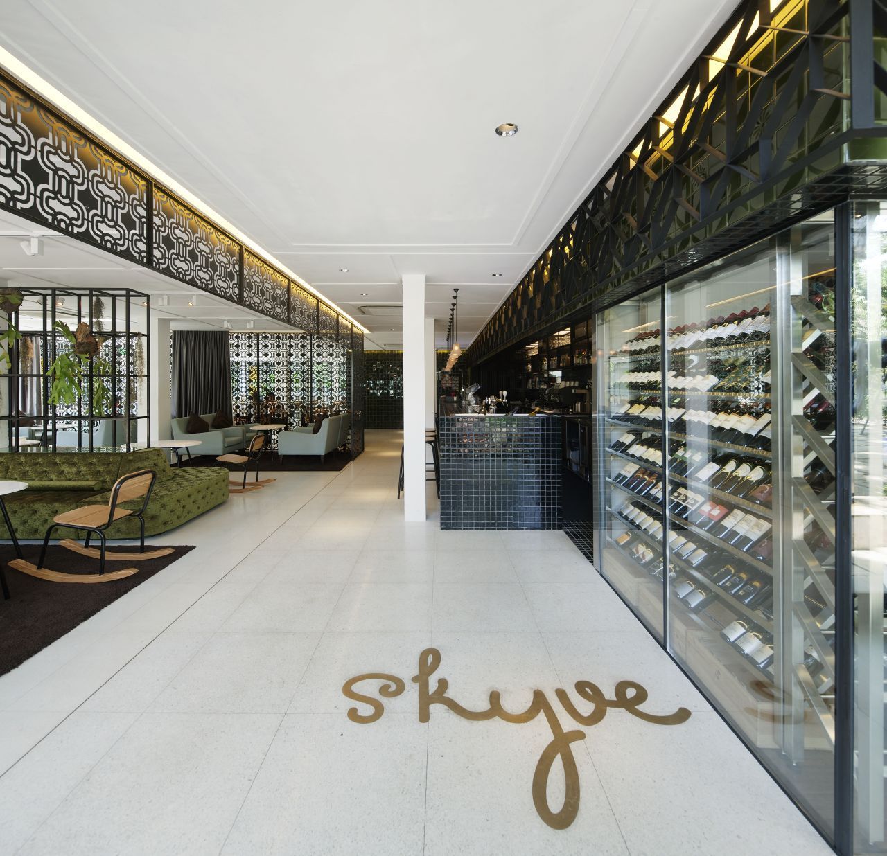 Galería de Skyve Bistro / FARM Architect - 2