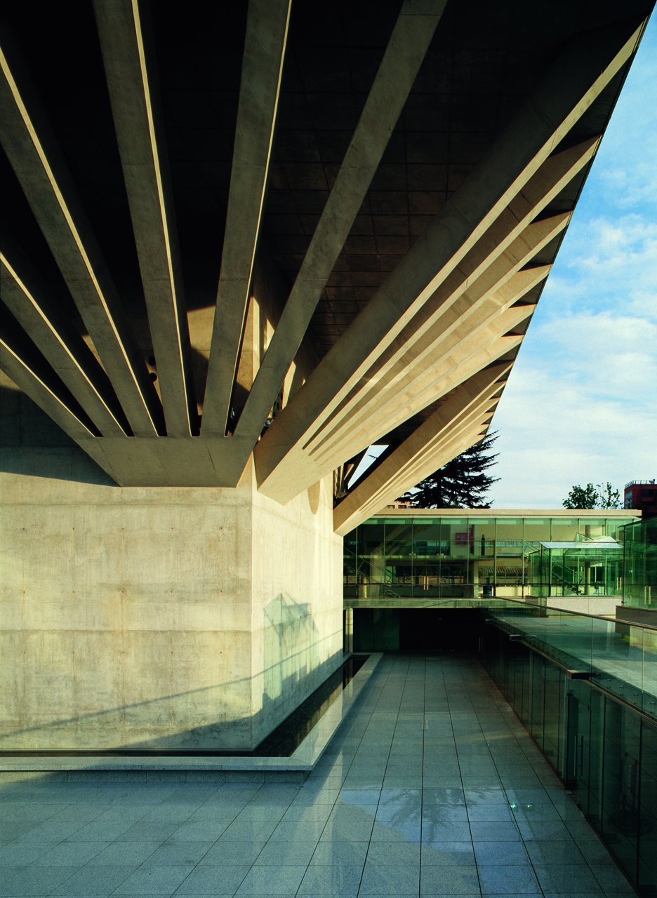 Galería de Edificio Cruz del Sur / Izquierdo Lehmann - 11