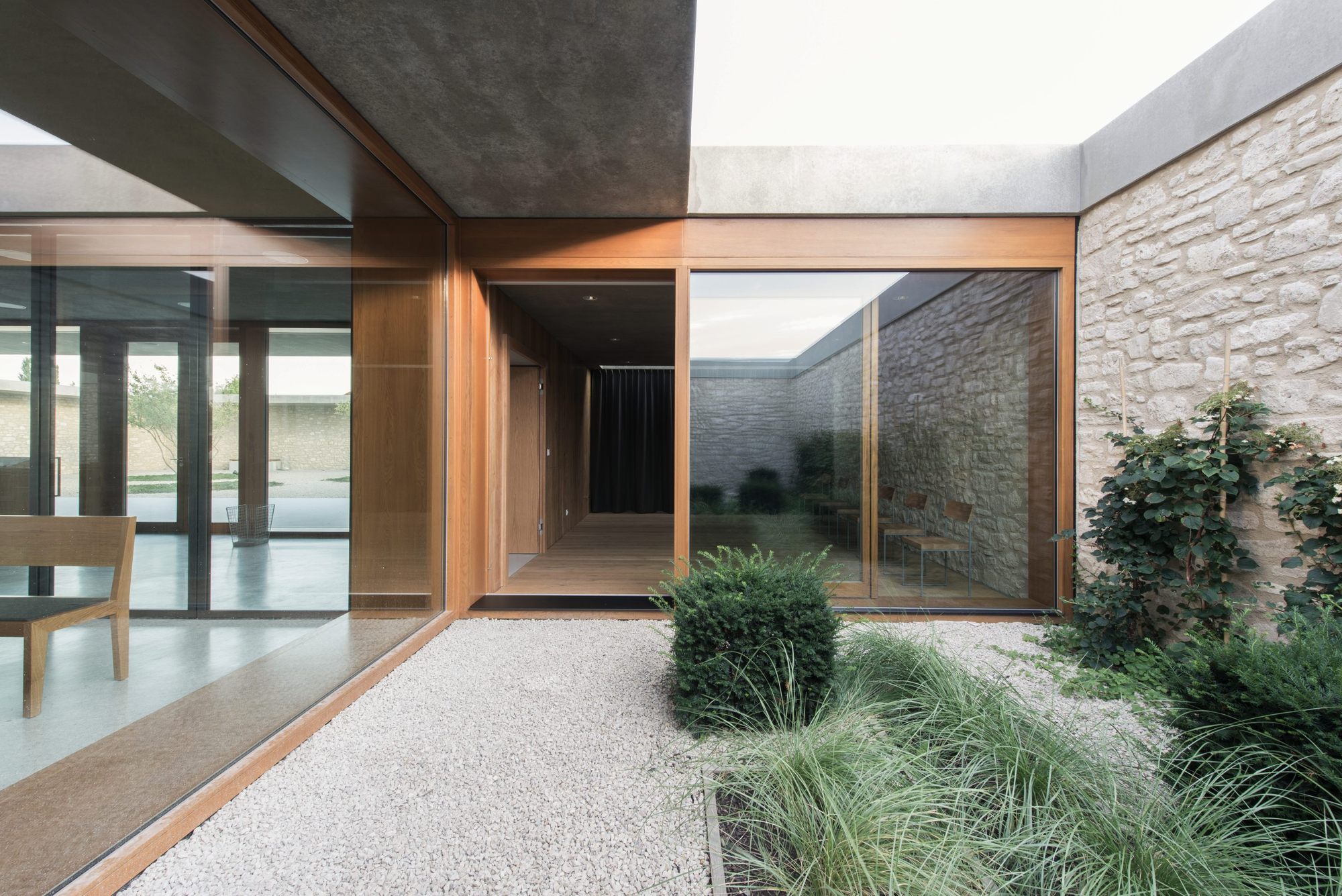 Galería de Capilla Funeraria Ingelheim / Bayer & Strobel Architekten - 3