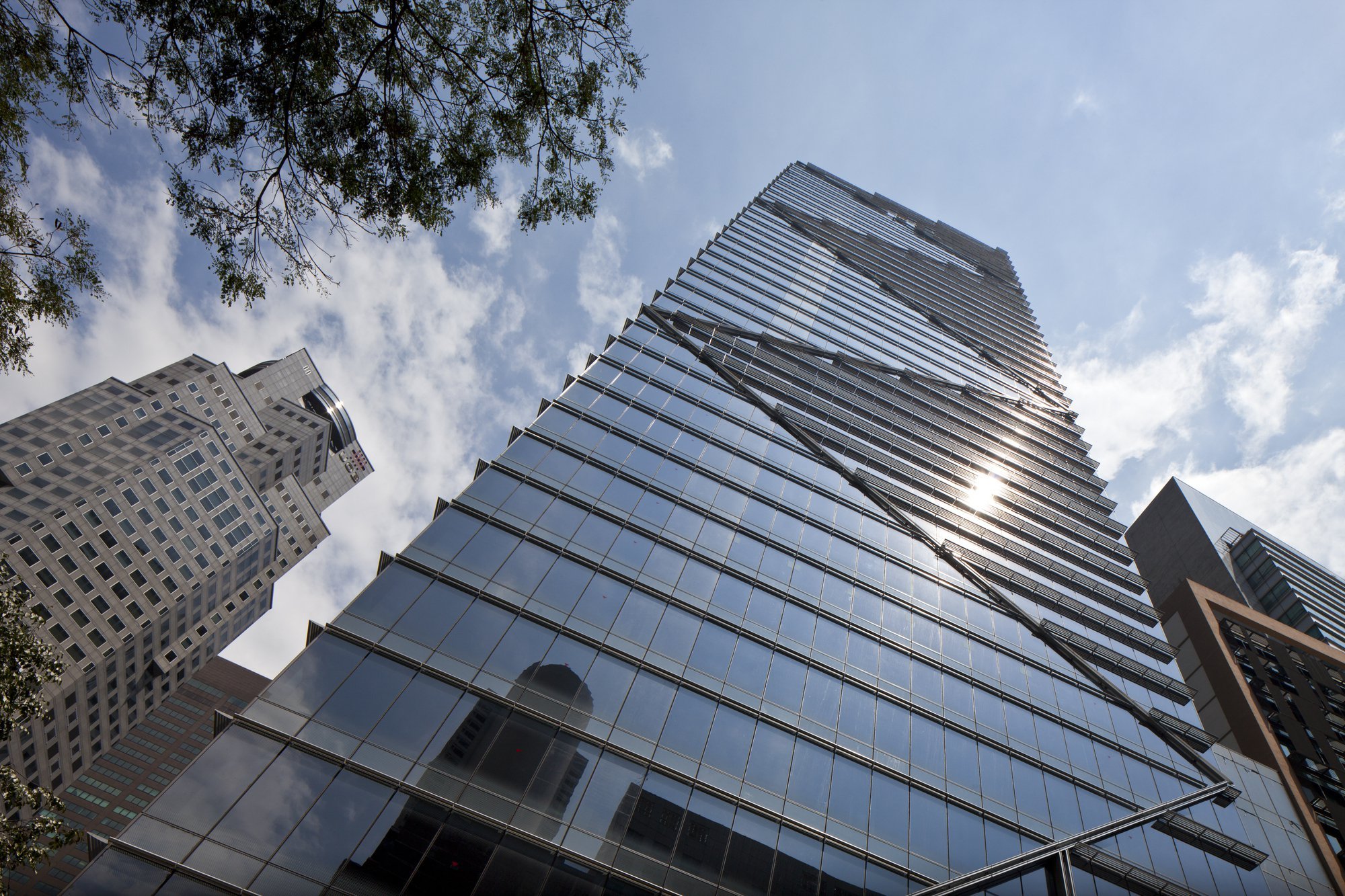 Galería de One Raffles Place Tower 2 / Tange Associates - 3