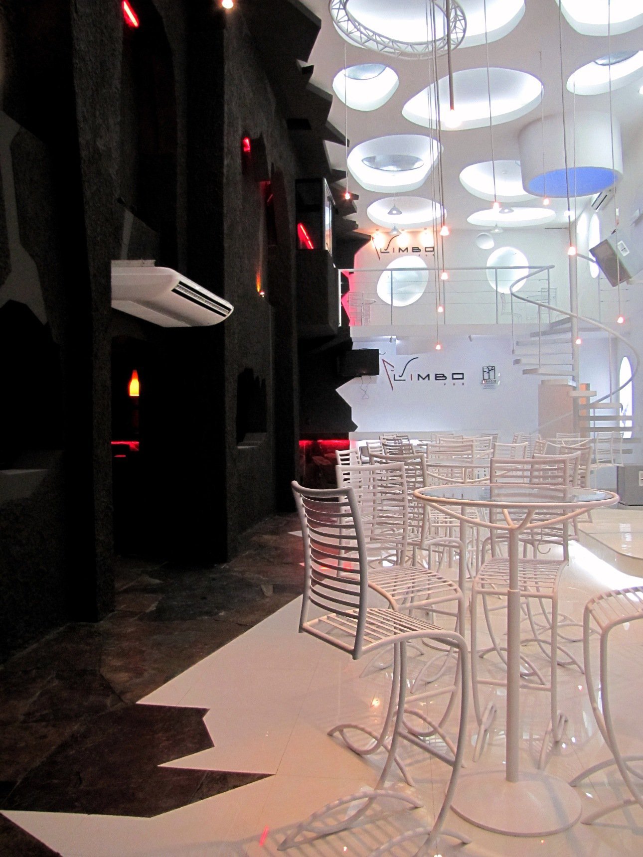 Galería de Limbo Pub / ESPACIO s.r.l. Arquitectura & Construcción - 11