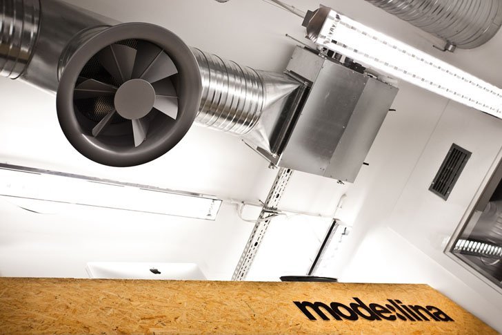 Galería de Nuevas oficinas de Mode:lina maximizan el espacio interior a ...