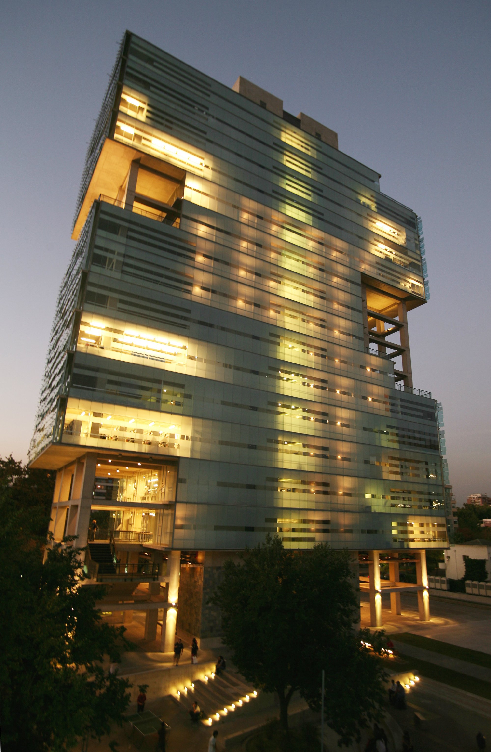 Galería de Proyecto Iluminación: Edificio Corporativo DUOC / Mónica Pérez & Asociados - 8