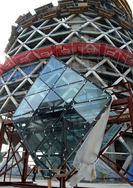 Galería de En Construcción: Capital Gate / RMJM - 4