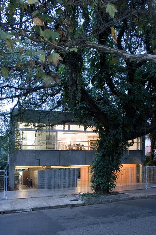 Galería de Clásicos de Arquitectura: Casa Gerassi / Paulo Mendes da ...