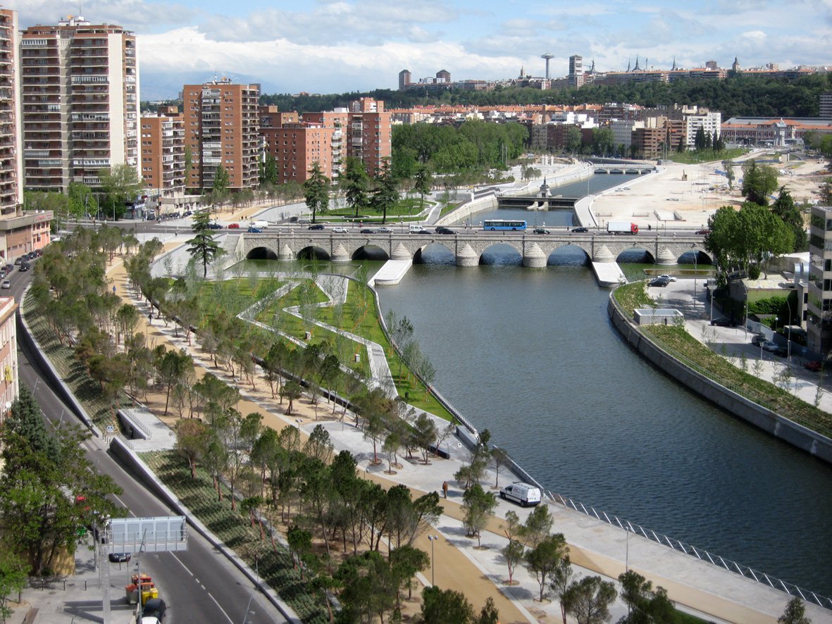 Galería de Proyecto Madrid-Río / Burgos & Garrido, Porras La Casta ...