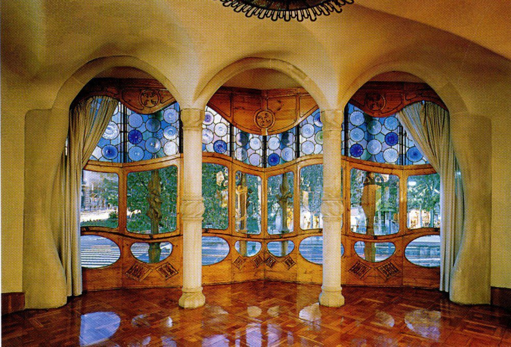Galería de Clásicos de Arquitectura: Casa Battló / Antoni Gaudí - 13