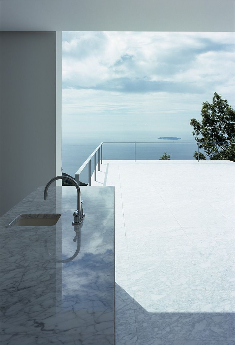 Galería de The PLUS House / Mount Fuji Architects Studio - 14