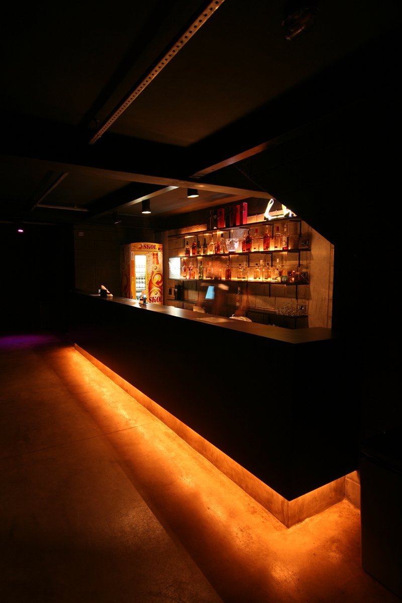 Galería de Alley Club / AUM arquitetos - 8