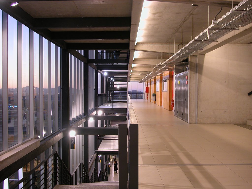 Galería de DUOC UC Sede San Andrés / Prado Arquitectos - 18